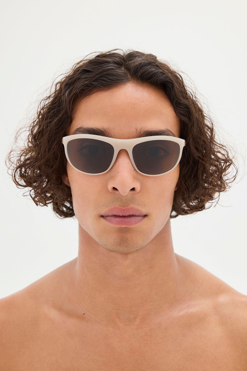 Takeyoshi Altitude Master Ivory, D+ Earth Vision – District Vision