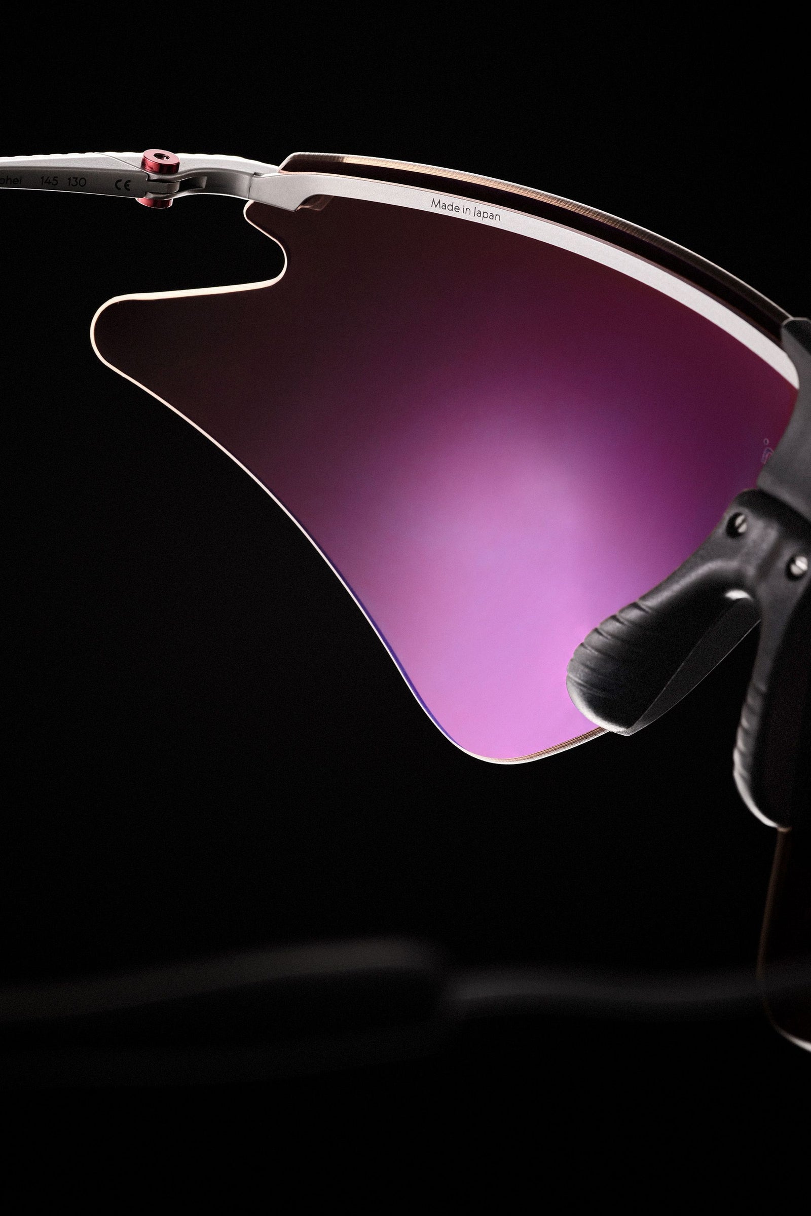 Kohei Aero Blade Ti Graphite, D+ Rose Mirror – District Vision